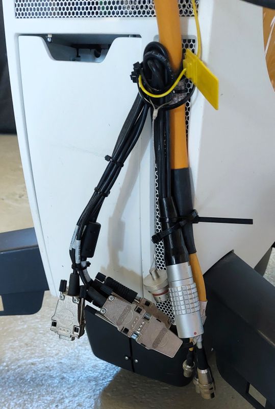 Stryker AIRO mobile CT, complete system including surrounding systems ...